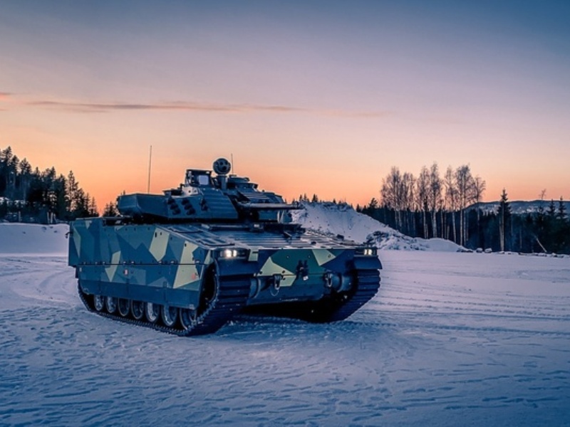 Tjeckien satsar stort på CV90 MkIV - Semper Miles